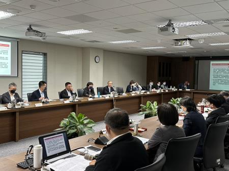 財政部召開廉政會報，強調貪腐零容忍，並透過公私協力，凝聚法遵誠信共識 (行政院中部聯合服務中心-最新消息)